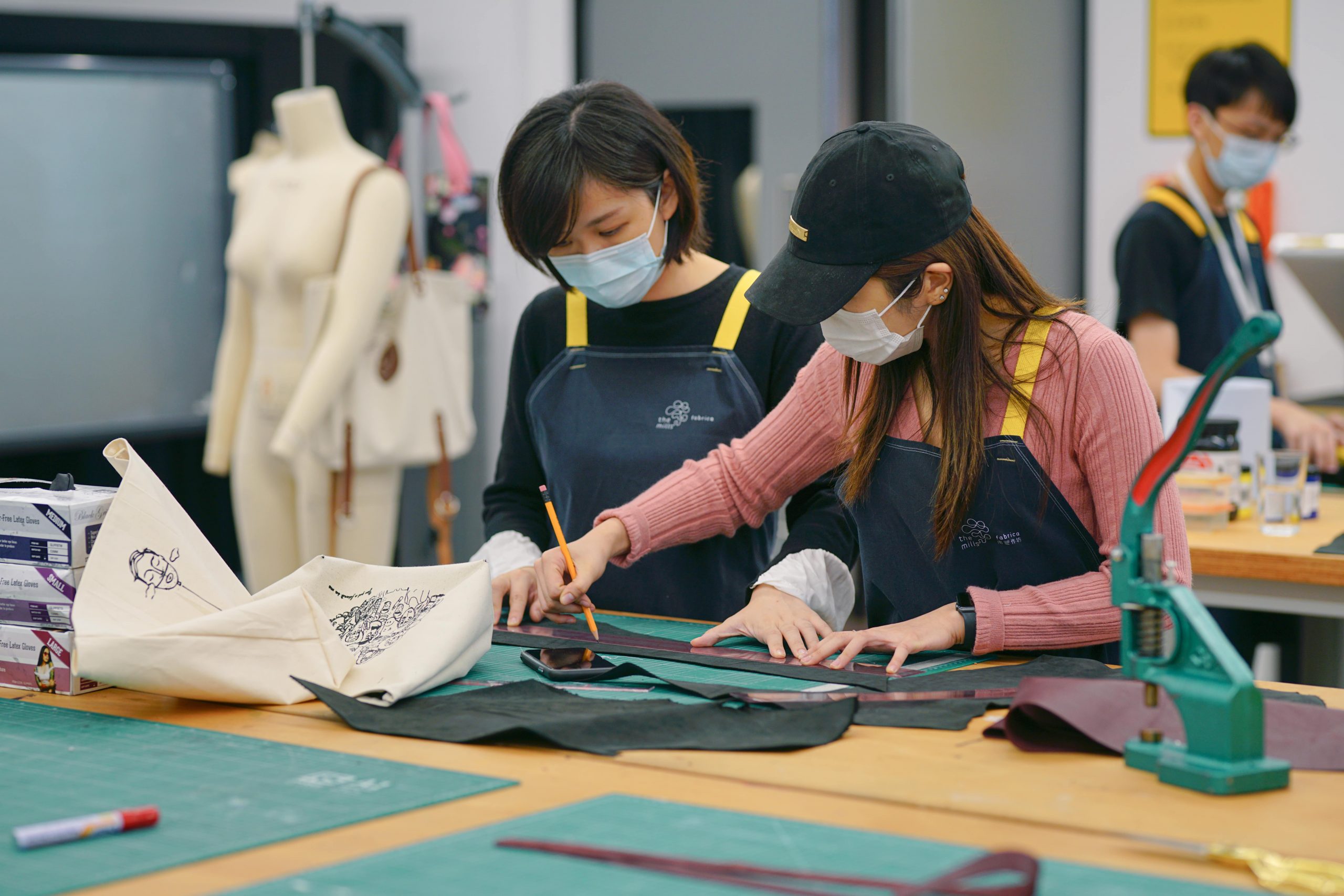 Design Your Own Bag Workshop - The Mills Fabrica